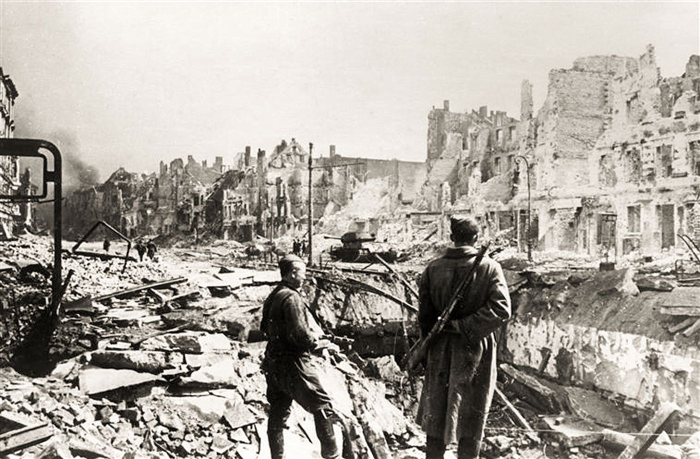 15 février 1944 – Berlin a subi le bombardement le plus violent de ...